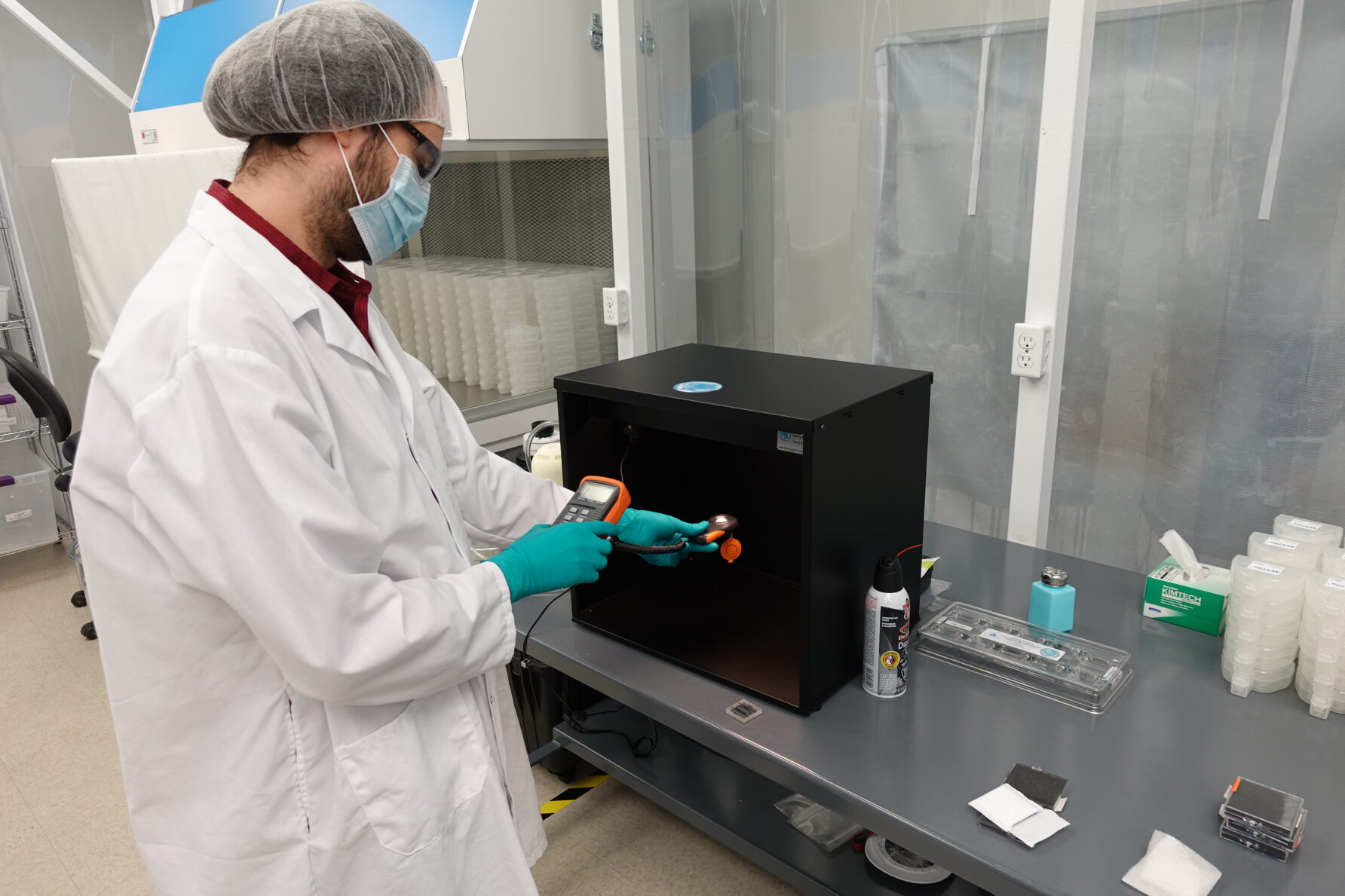 Optics handling during manufacturing - StarFish Medical